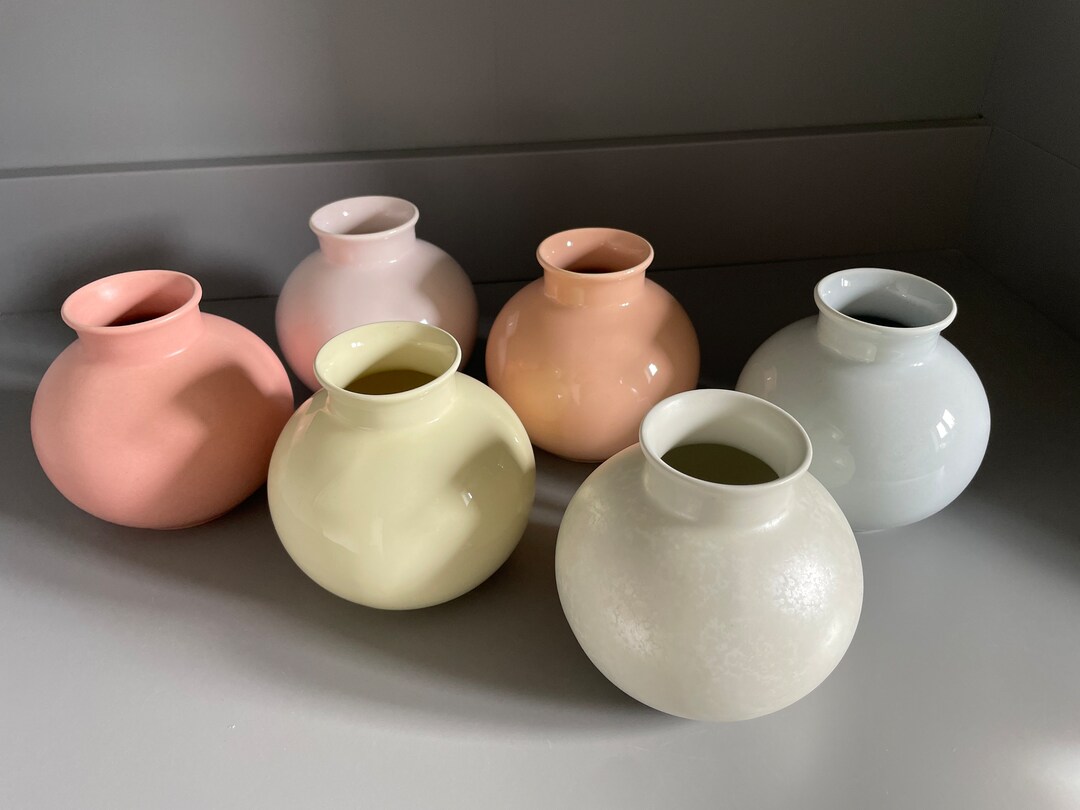 Poole Pottery Calyspo Vase, Small Round Bulbous Posy Vase. Six ...