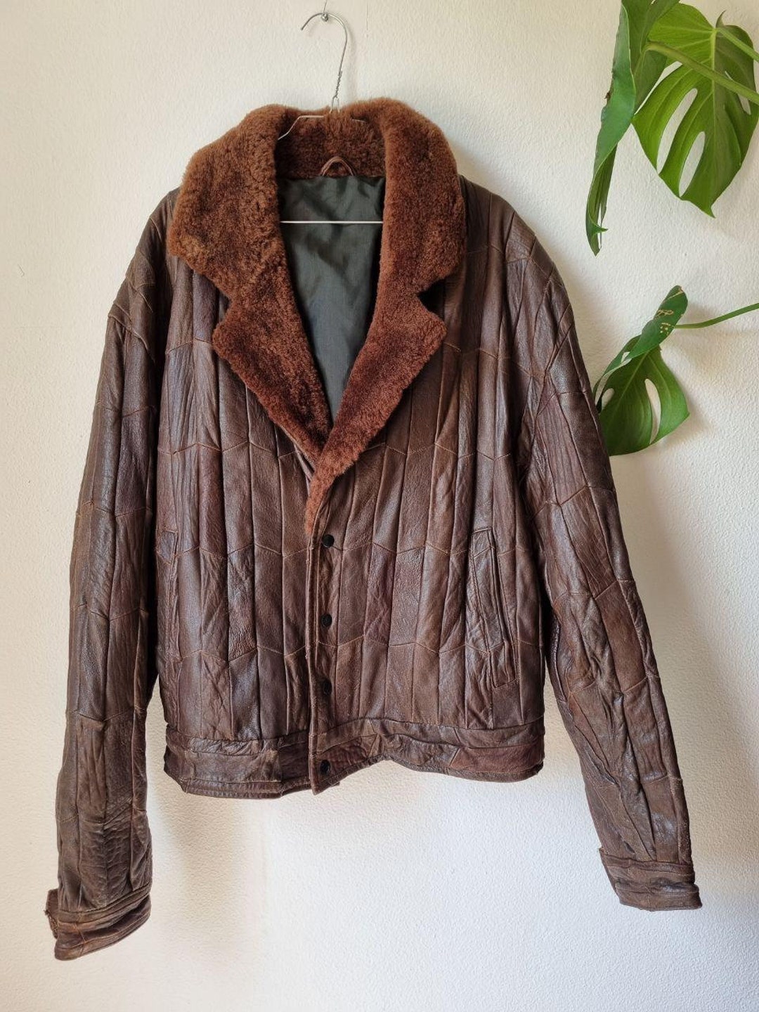 Dimko Mitrev Titov Veles // Chaqueta de cuero // Cuello de piel ...