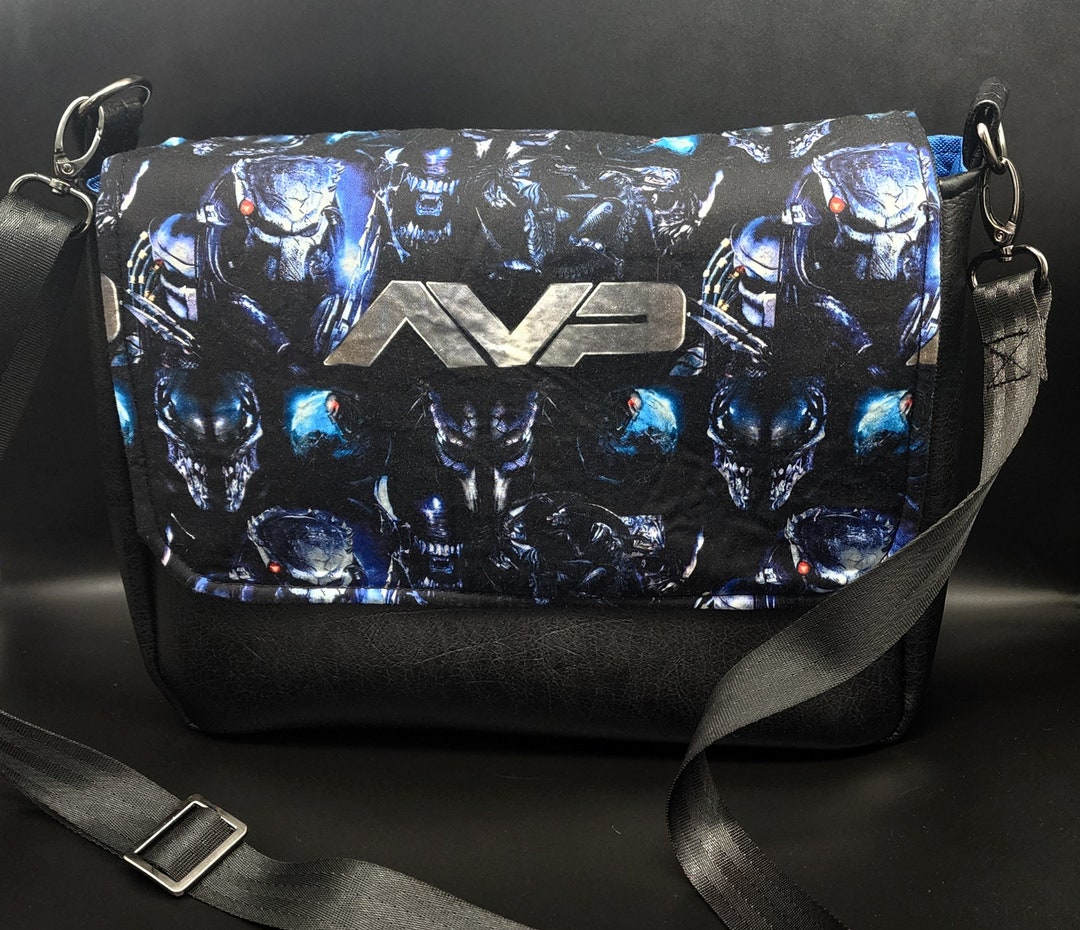 Alien Vs Predator Inspired Messenger Bag Satchel - Etsy