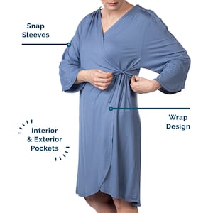 Women’s Post Surgery Hospital Gown, Snaps for Easy Access to Ivs and ...