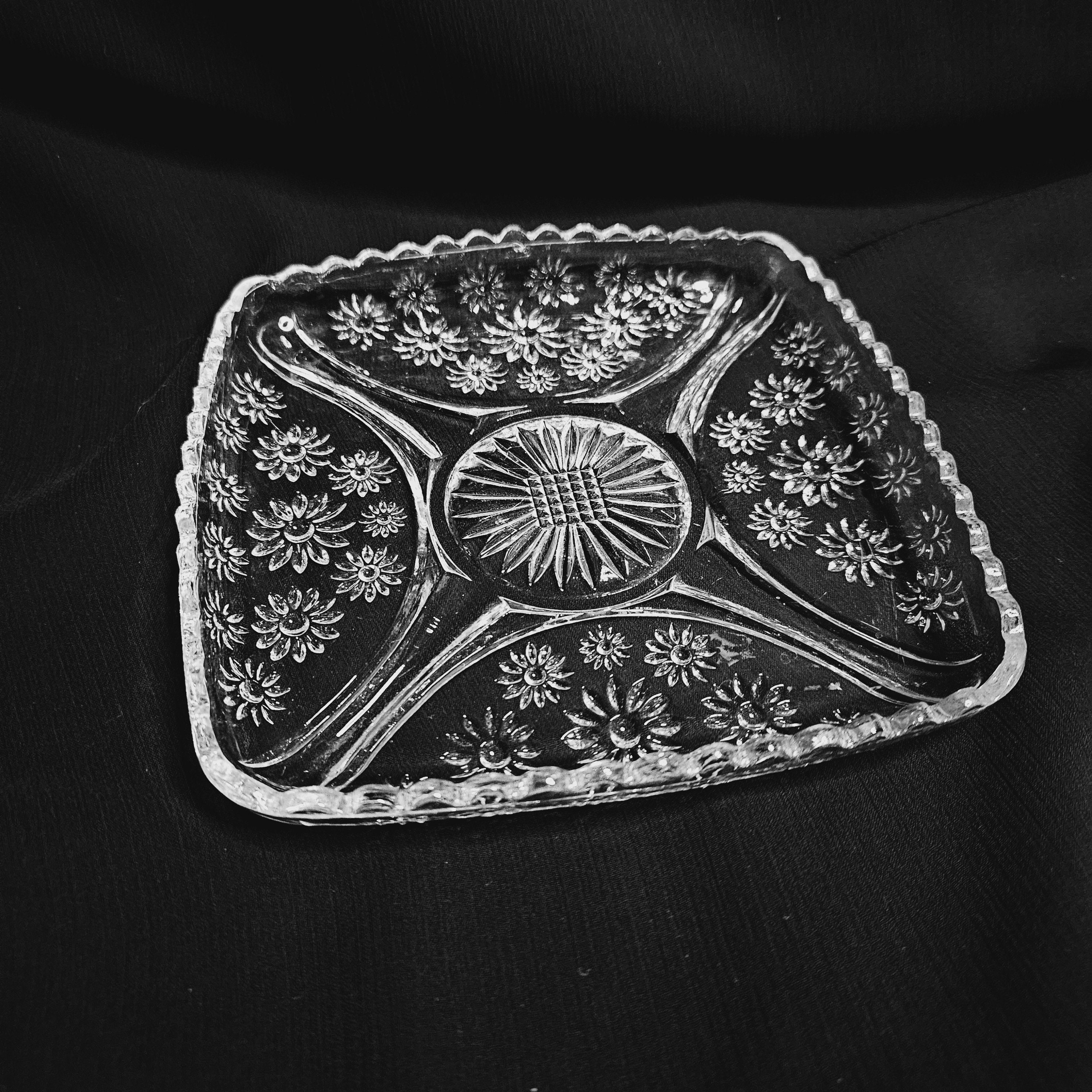 Square Daisy Glass Plate, Vintage Hazel Atlas Clear 129 Crazy Daisy - Etsy