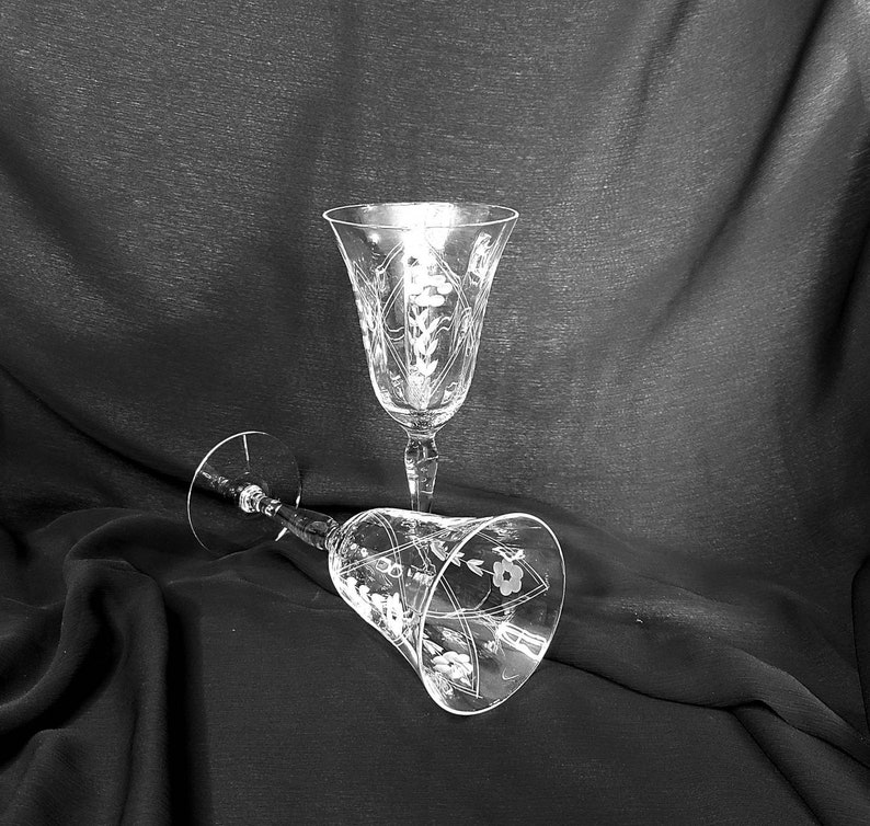 Daisy Etched Stemware. Daisy With Long Stem Wheel Cut Stemware. Vintage ...