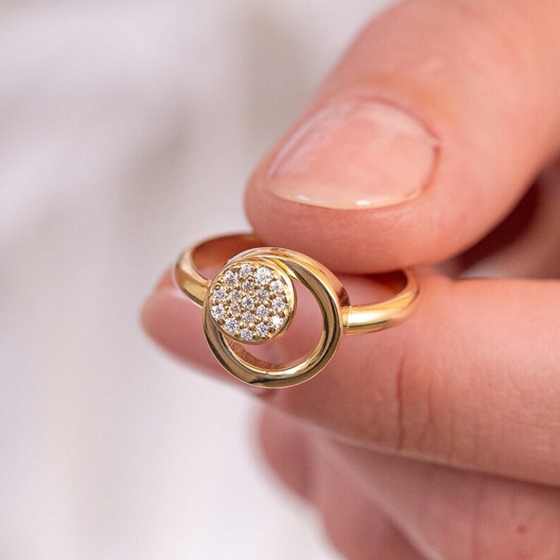 14k Solid Gold Round Ring, Real Gold Unique Design Circle Ring ...