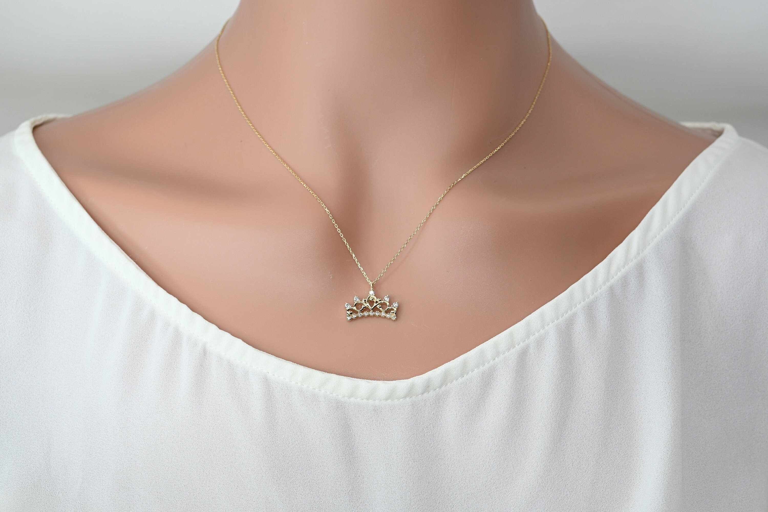 14k Solid Gold Crown Necklace Real Gold Crown Pendant Queen - Etsy