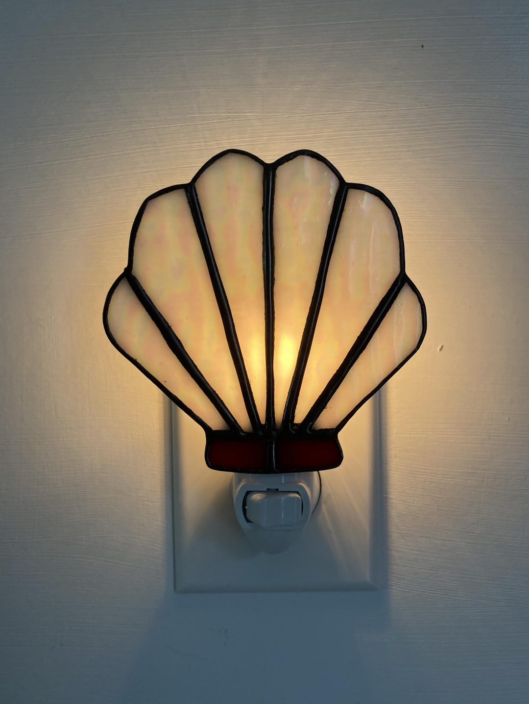 Stained Glass Sea Shell Plug-in Night Light – A Coastal Touch for Every ...