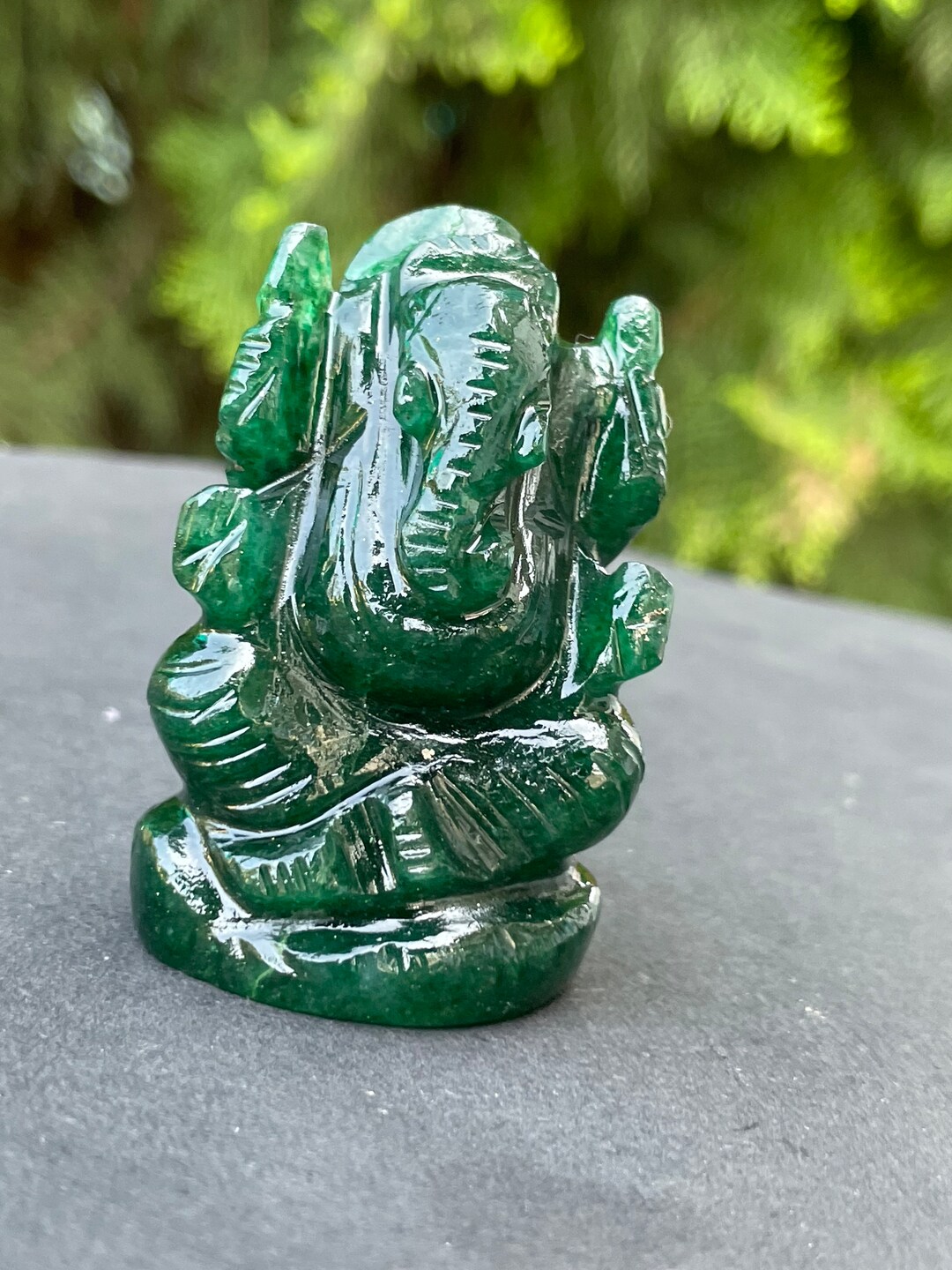 Green Jade | Hindu God Sculptures| Gemstone Ganesh | God Statues ...