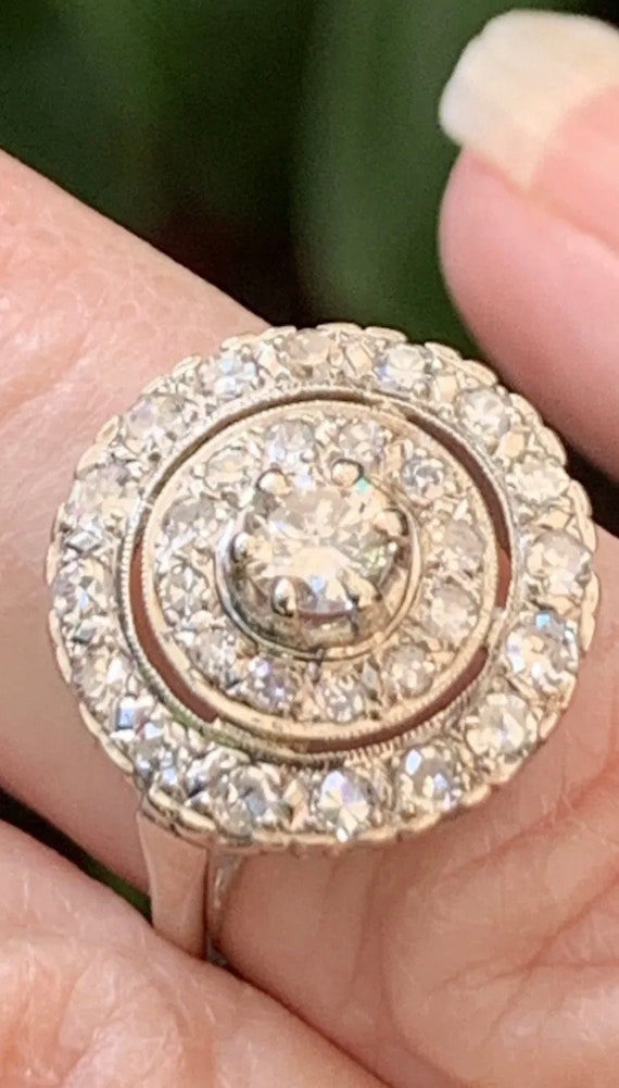 Fine 6 carats natural - Gem