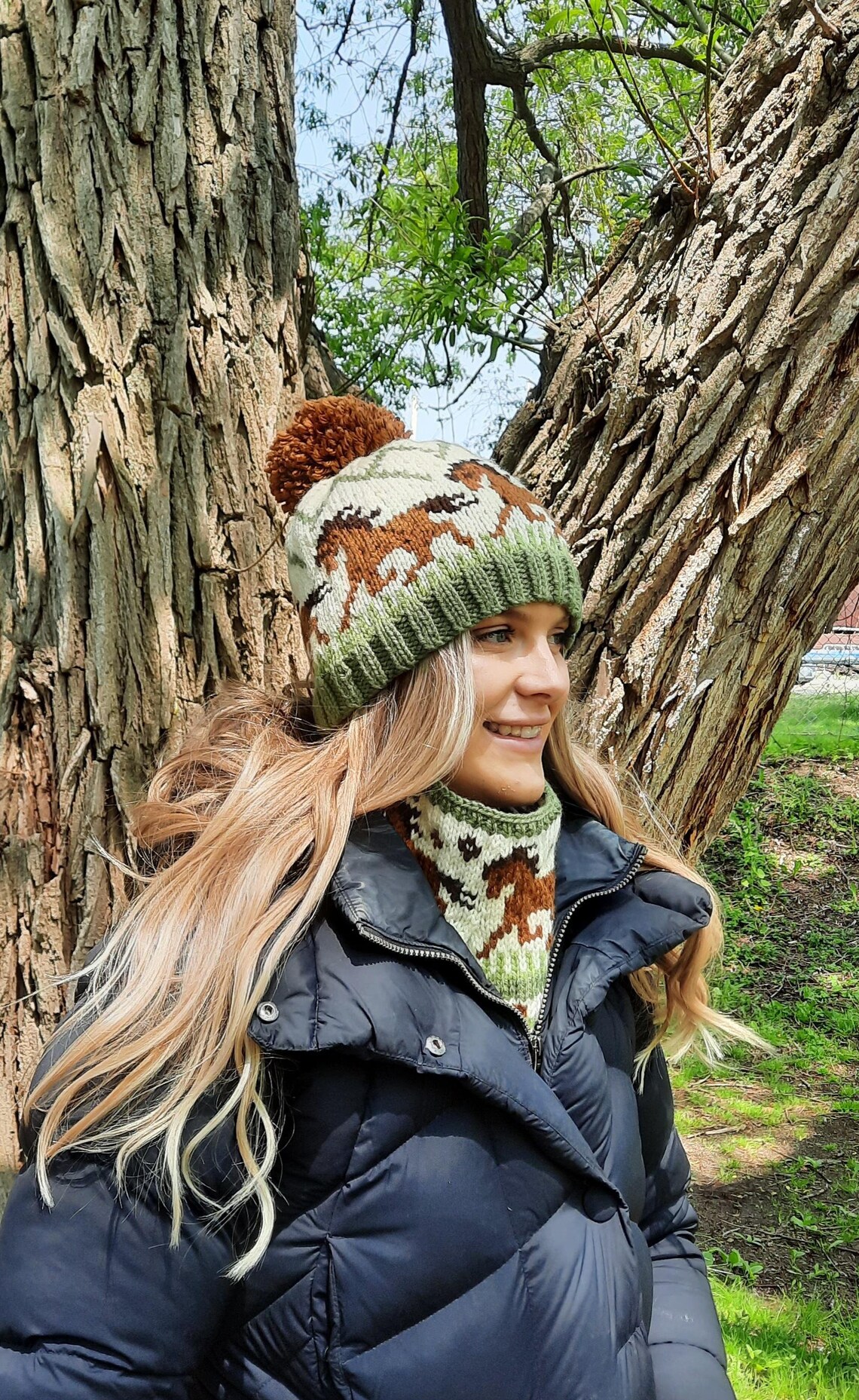 Journey NECK WARMER, Knitting Pattern, Horses, Animals, Womens, Western ...