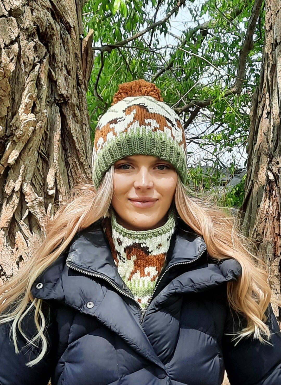 Journey NECK WARMER, Knitting Pattern, Horses, Animals, Womens, Western ...