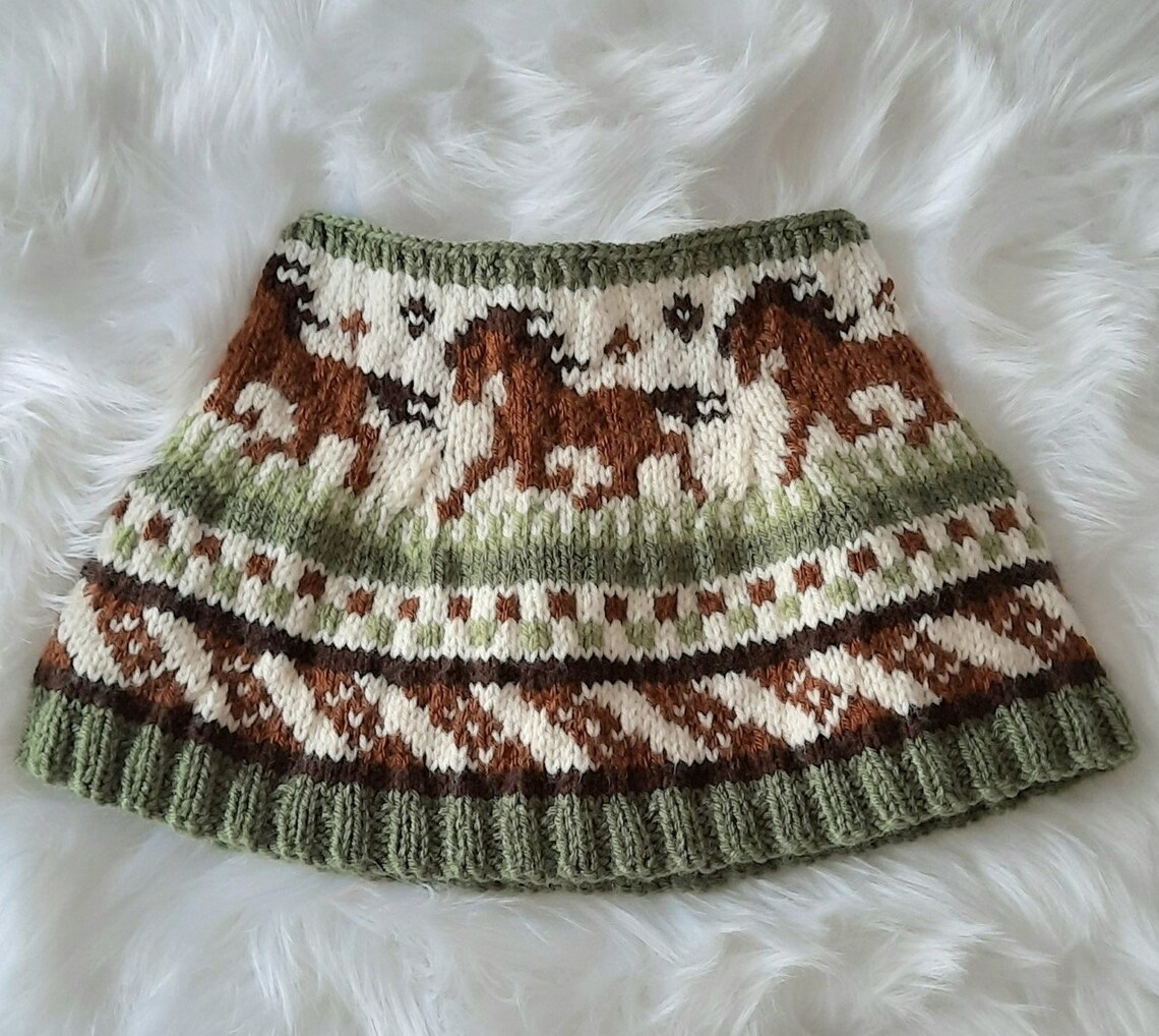 Journey NECK WARMER, Knitting Pattern, Horses, Animals, Womens, Western ...