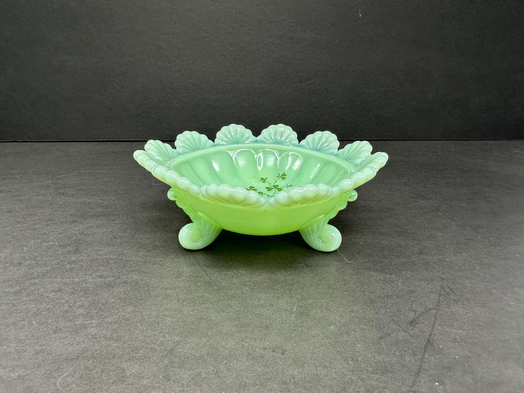 Vintage Mosser Jade Green 5” Three-footed Bowl With Clover Pattern ...