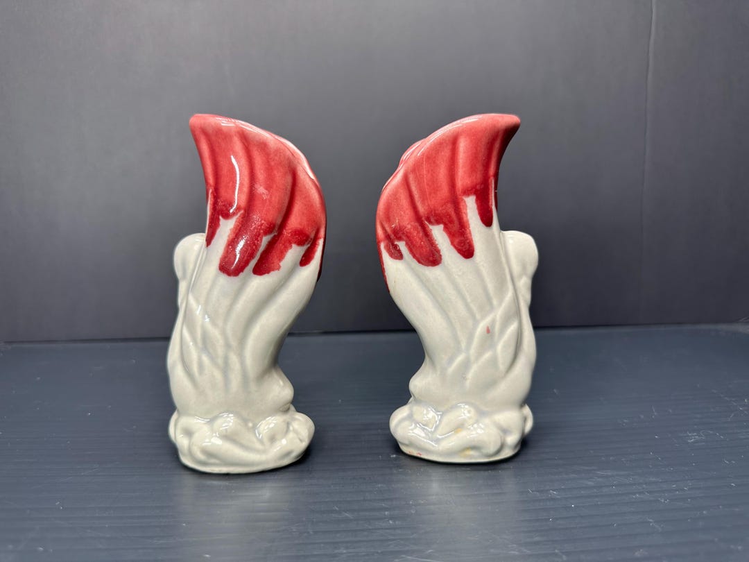 Pair of Vintage Shawnee Imperial Swan Bud Vases Grey and Maroon USA 725 ...