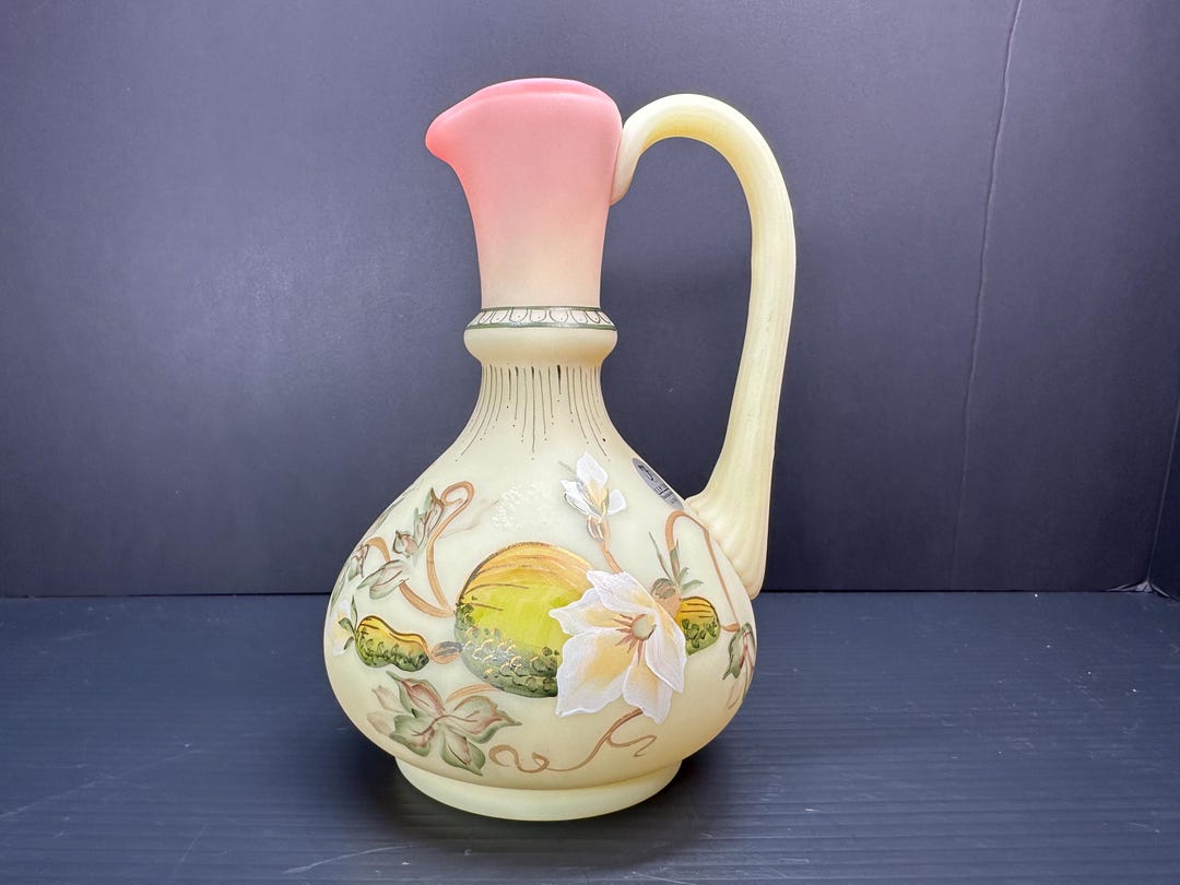 Rare Fenton Golden Gourds Ewer #1862 VV - Satin Burmese Glass ...