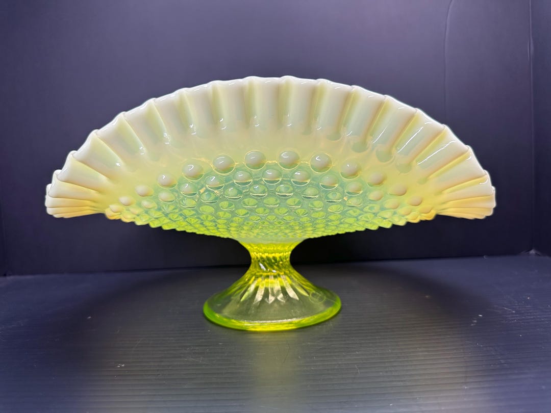 Super Rare Fenton Topaz Opalescent Hobnail Banana Stand 3720-TO ...