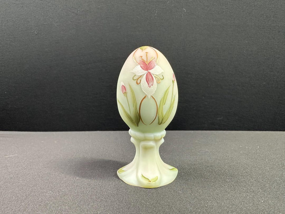 Fenton Lotus Mist Burmese Hand-painted Limited Edition Egg – #35/3000 ...