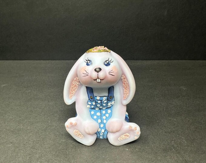 Extremely Rare Fenton Blue Burmese Bunny – Hand-painted by Marilyn ...