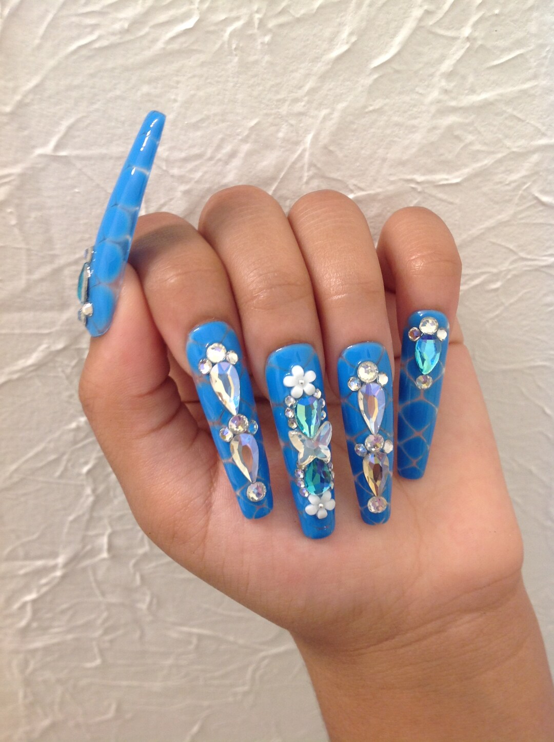 Free Style Crocodile Press on Nails, Hand-painted Baddie Butterfly Fake ...