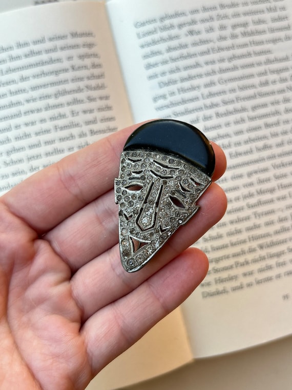Rare Trifari & Krussman Pierrot Face Mark with Bakeli… - Gem