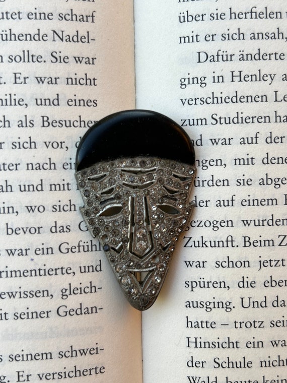 Rare Trifari & Krussman Pierrot Face Mark with Bakeli… - Gem
