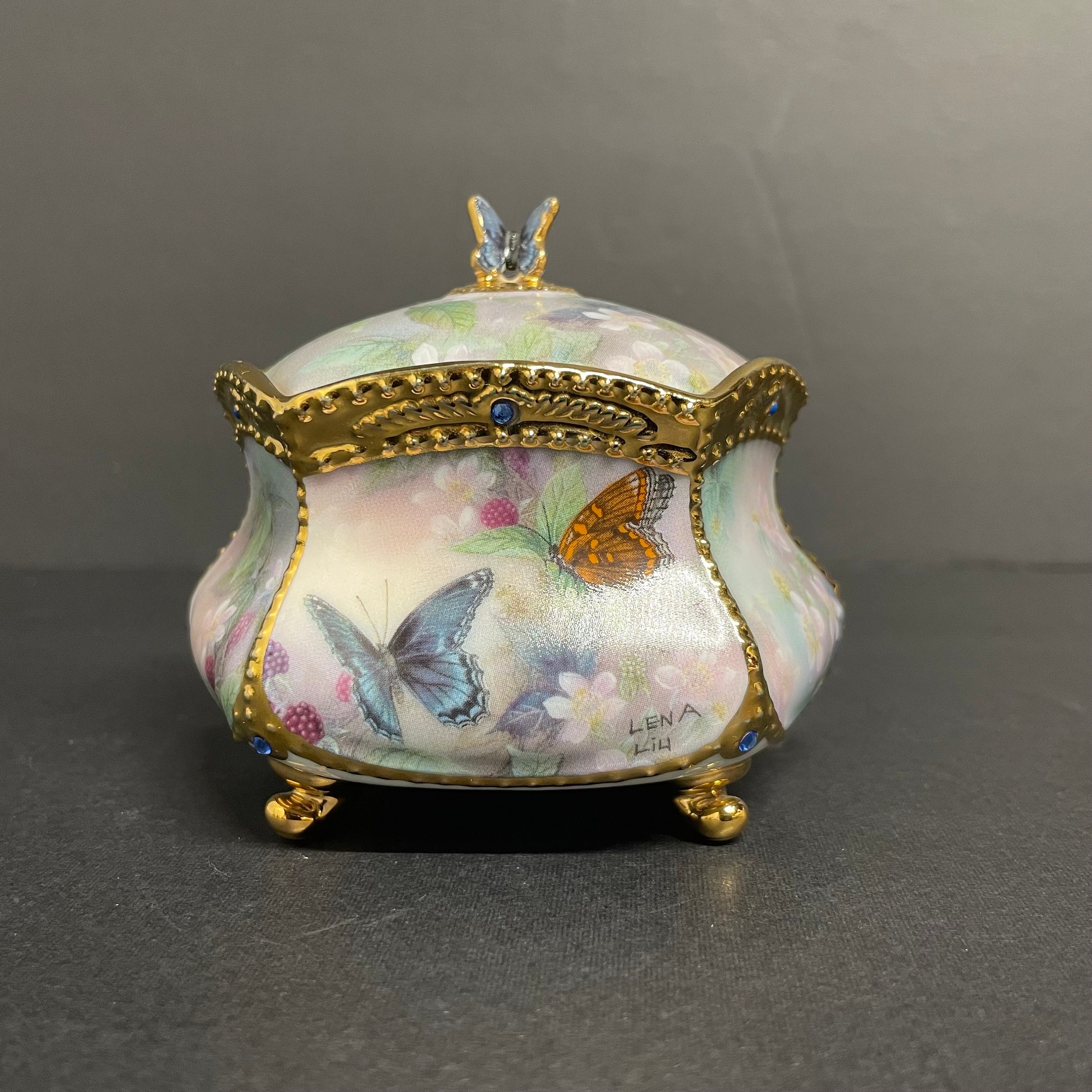 Lena Liu Music Box