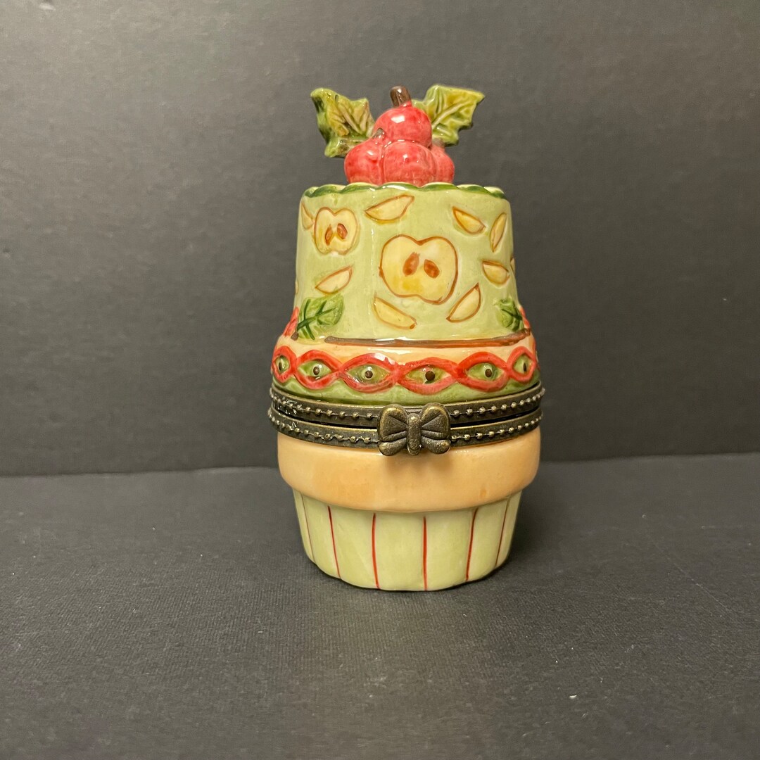 Vintage Villeroy and Boch Trinket Box 1748 Porcelain Hinged Jewelry Box ...