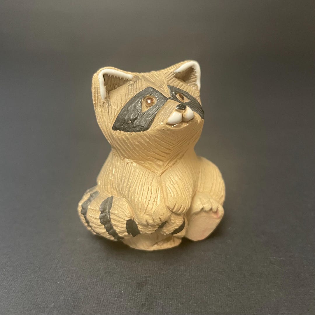 Vintage Artesania Rinconada Racoon Hand Carved Figurine Animal ...