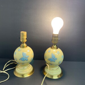 Vintage Pair of Johnson Lazare Glass Lamps W/ Butterflies Yellow and ...