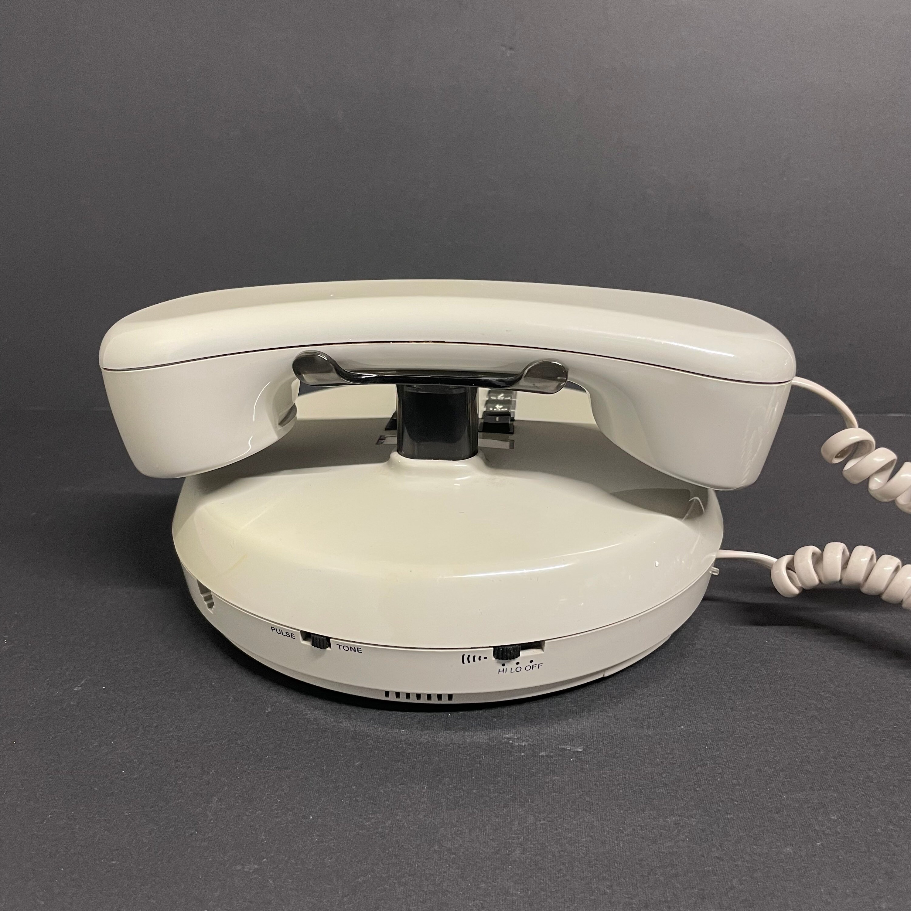 Vintage Beige Tan Coloured Touch Tone, Push Button Northern Telecom ...