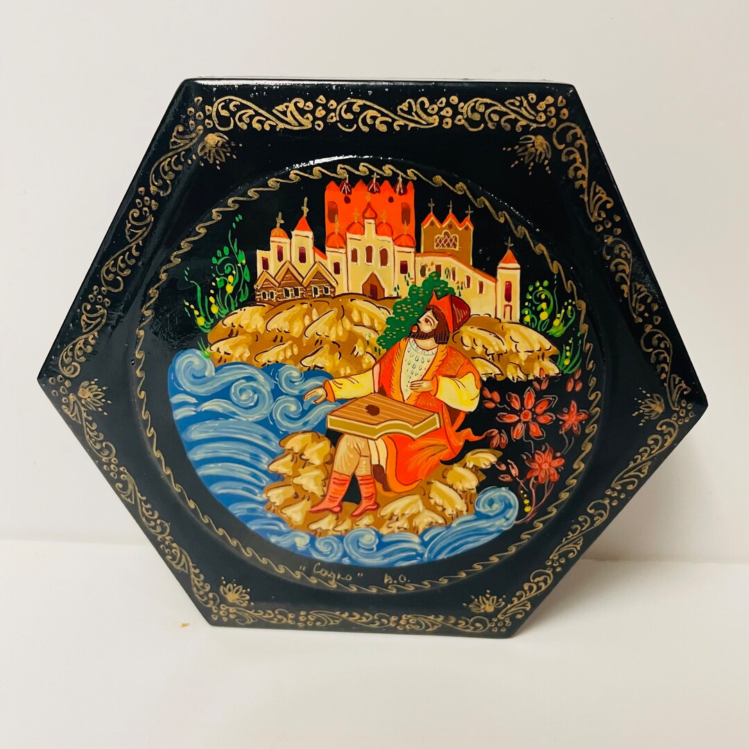 Vintage Small Russian Lacquer Hexagon Jewelry Box or Trinket Box Black ...