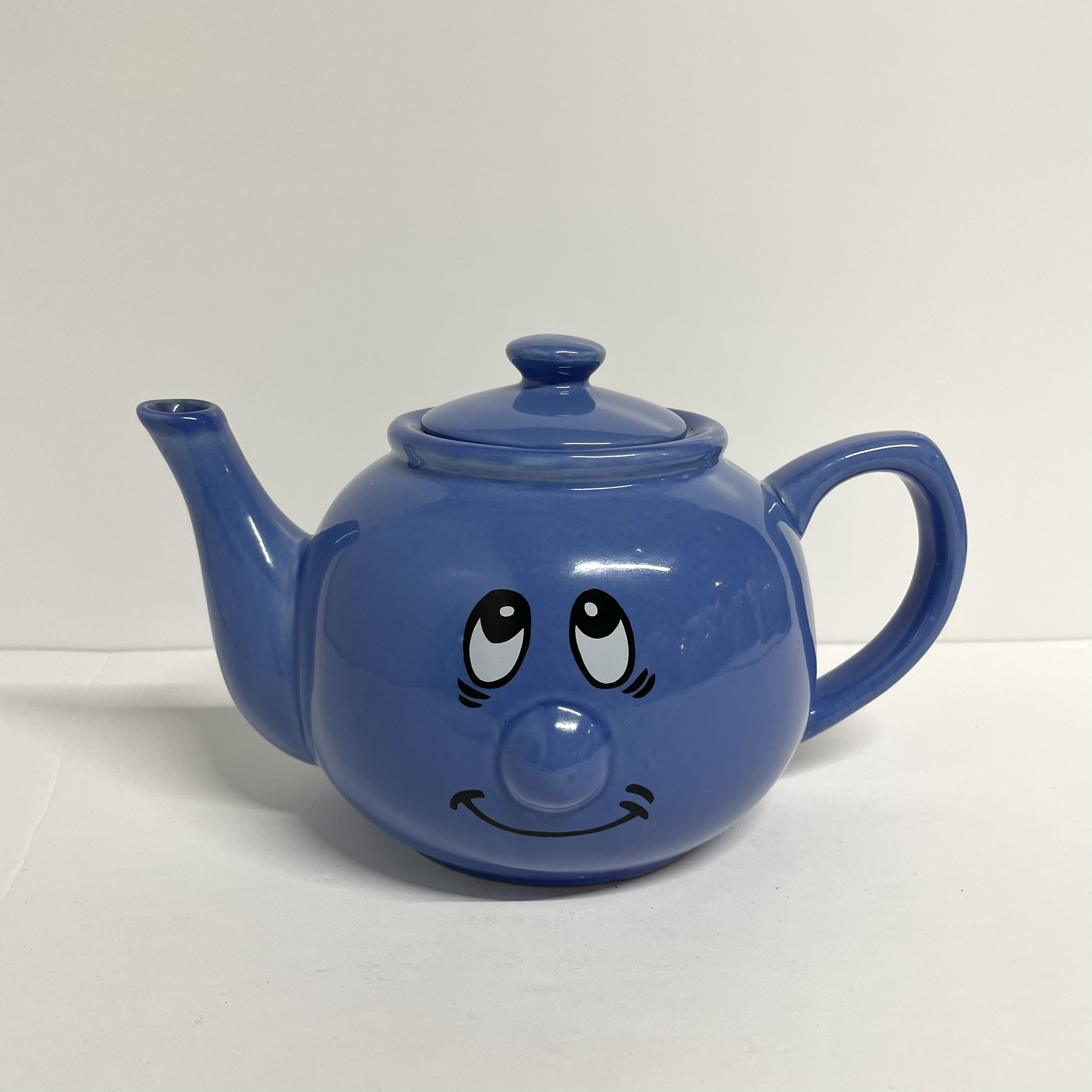 Vintage Blue Happy Face Smiling Teapot With Eyes Looking up 32 Oz Retro ...