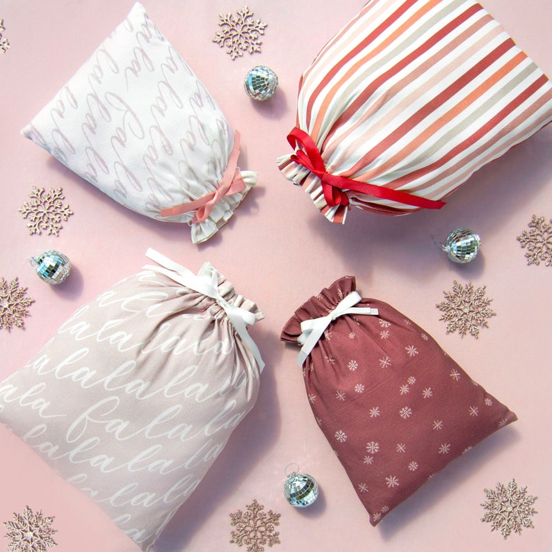 Christmas Fabric Gift Bag Reusable Drawstring Xmas Holiday - Etsy