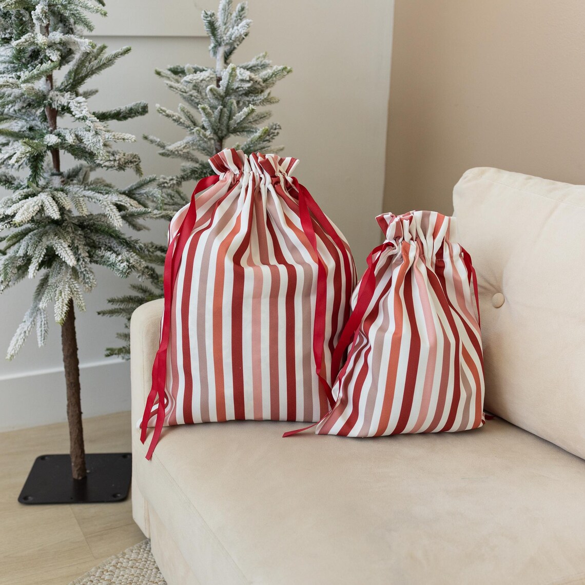 Christmas Fabric Gift Bag, Reusable Drawstring, Xmas, Holiday, Premium ...
