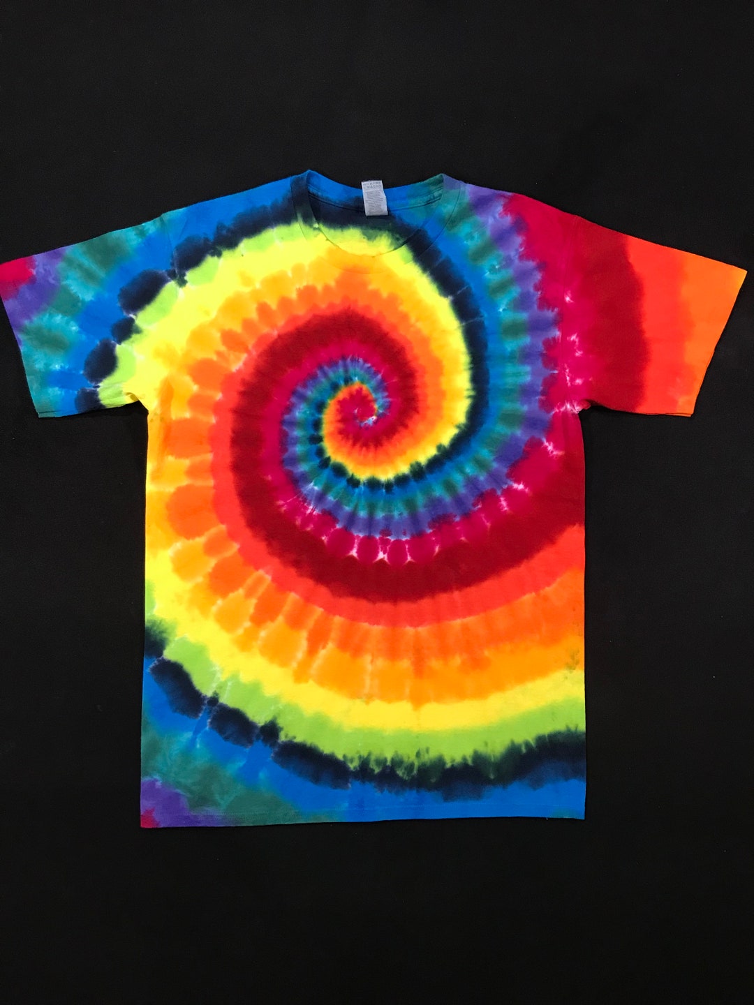 M Rainbow Spiral Tie Dye Shirt. - Etsy