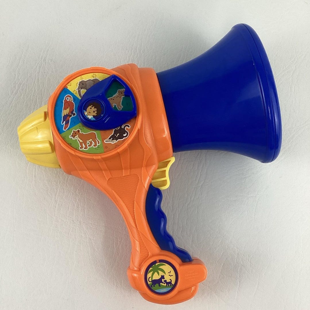 Fisher Price Go Diego Go Animal Caller Voice Activated Megaphone Toy ...
