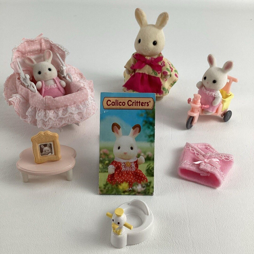 Calico Critters Sophie's Love N Care Playset Bassinet Sylvanian ...
