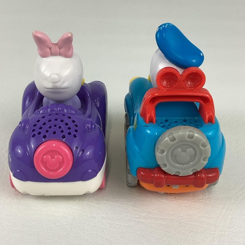 Vtech Go Go Smart Wheels Disney Lights Sounds Donald Duck SUV Daisy ...