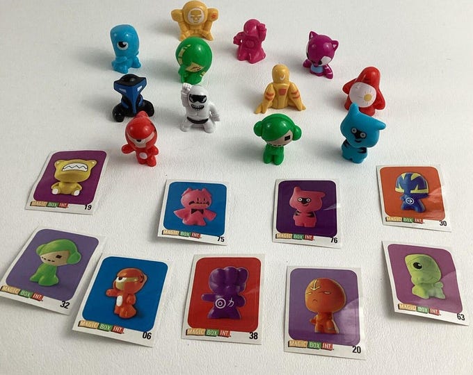 Magic Box Gogo's Crazy Bones Mini Figures Stickers Danko Helly 12pc Lot ...