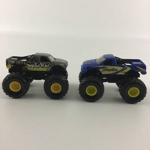 Hot Wheels Monster Jam Thrasher Wild Hair 1:64 Scale Die Cast Vehicle ...