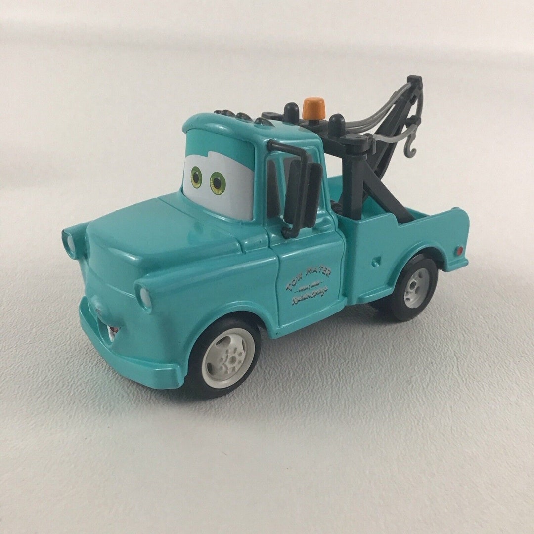 Disney Store Cars Pull N Race Tow Mater Die Cast Vehicle Toy Aqua Blue ...
