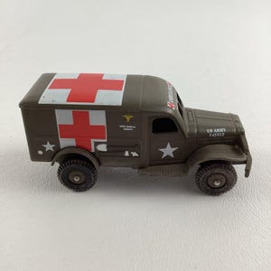 US Army Ambulance Rescue Vehicle Die Cast Vintage Corgi Mash Medical ...