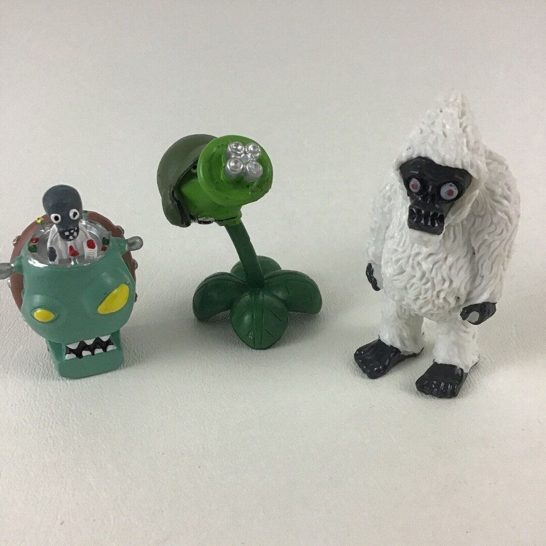 Plants VS Zombies PVC Figures Topper 3pc Lot Yeti Gatling Zombie Pea ...
