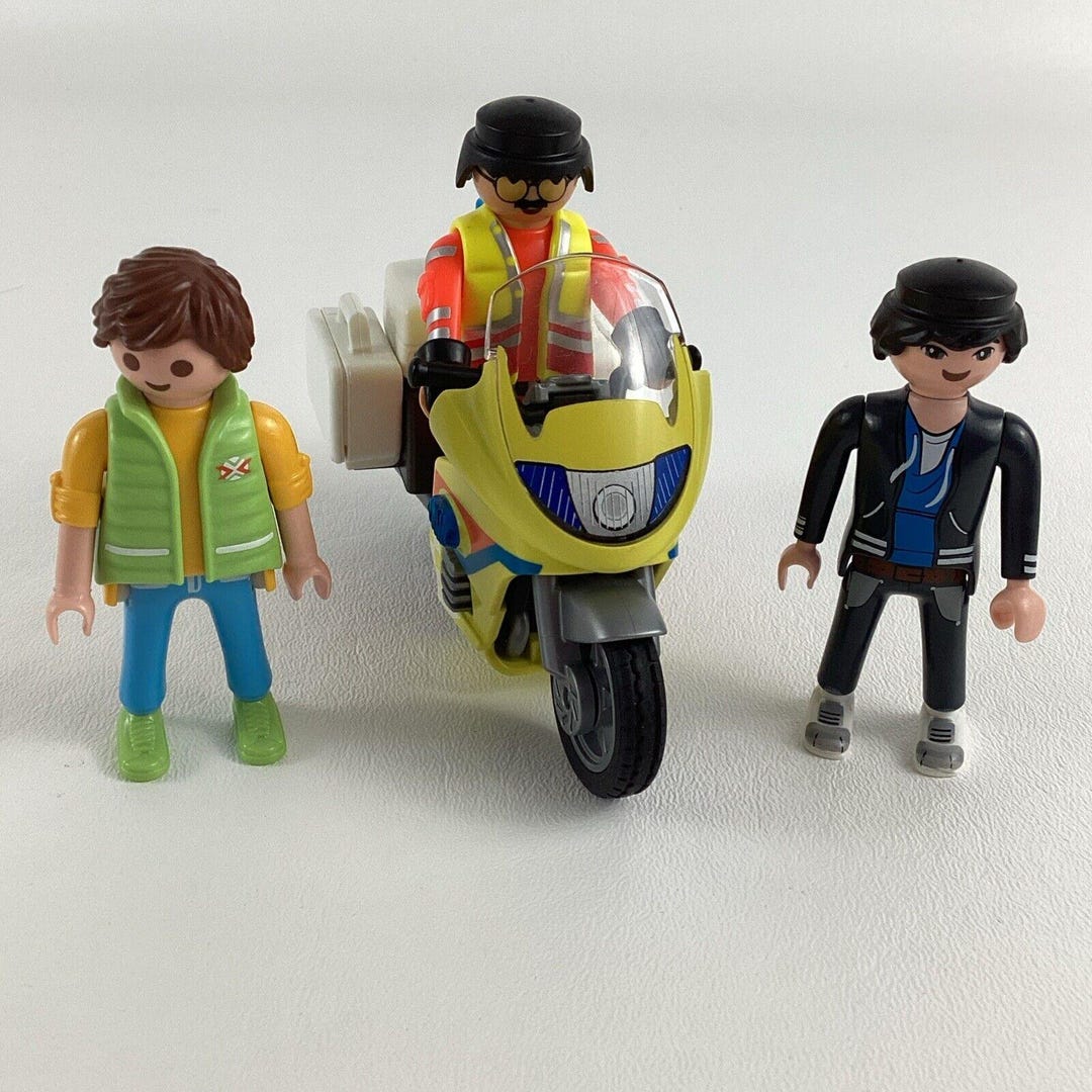Playmobil City Life Police Rescue Motorcycle Flashing Lights Figures ...