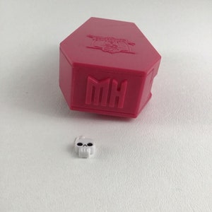 Monster High Lagoona Blue Doll Replacement School Locker Skull Lock ...