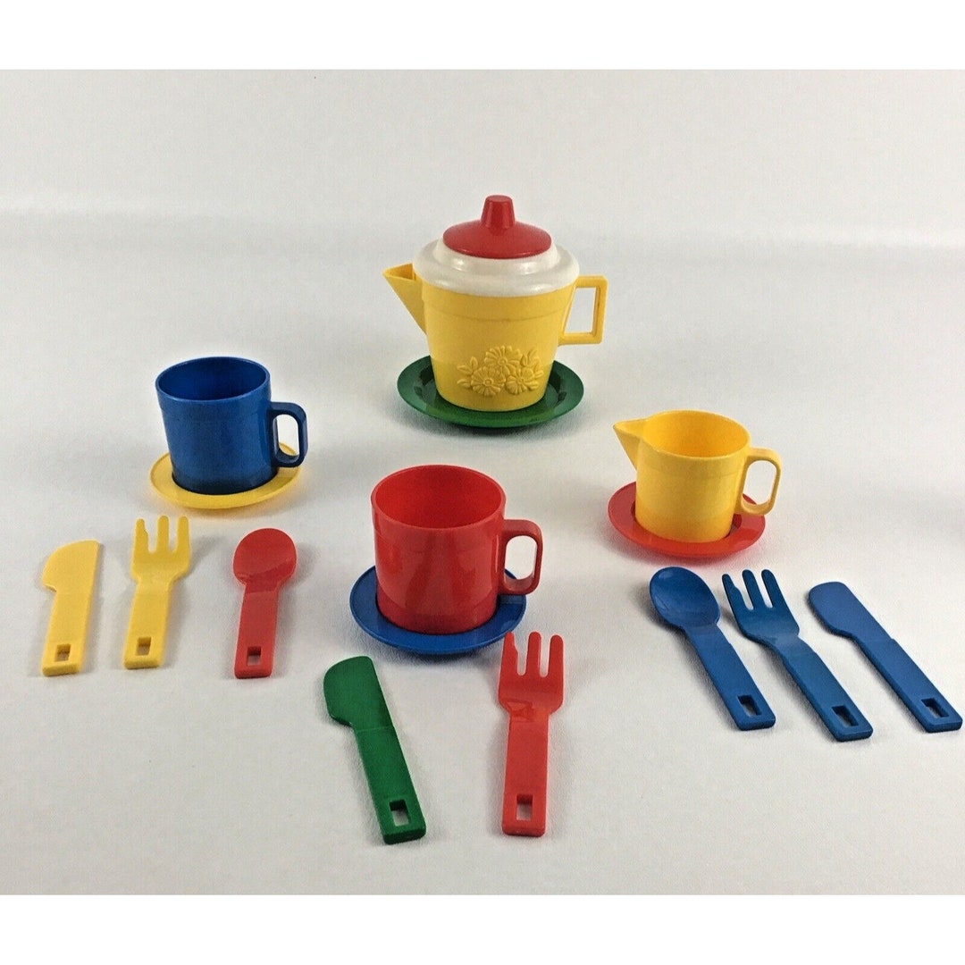 Vintage 80s Pretend Play Dinnerware Party Set Pitcher Plates Cups Mugs ...