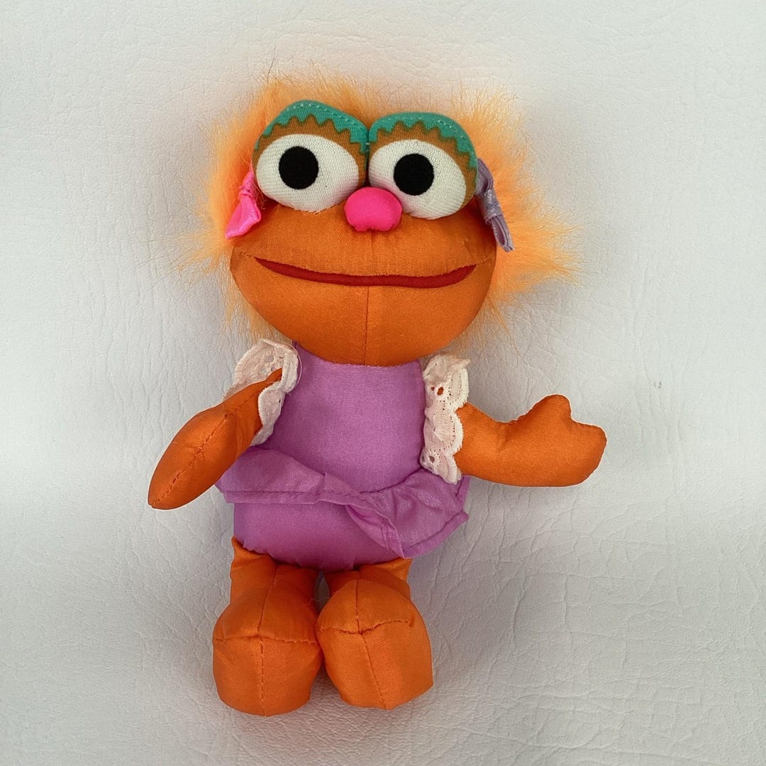 Sesame Street Zoe 7" Plush Stuffed Animal Toy Muppet Vintage 1995 Tyco ...