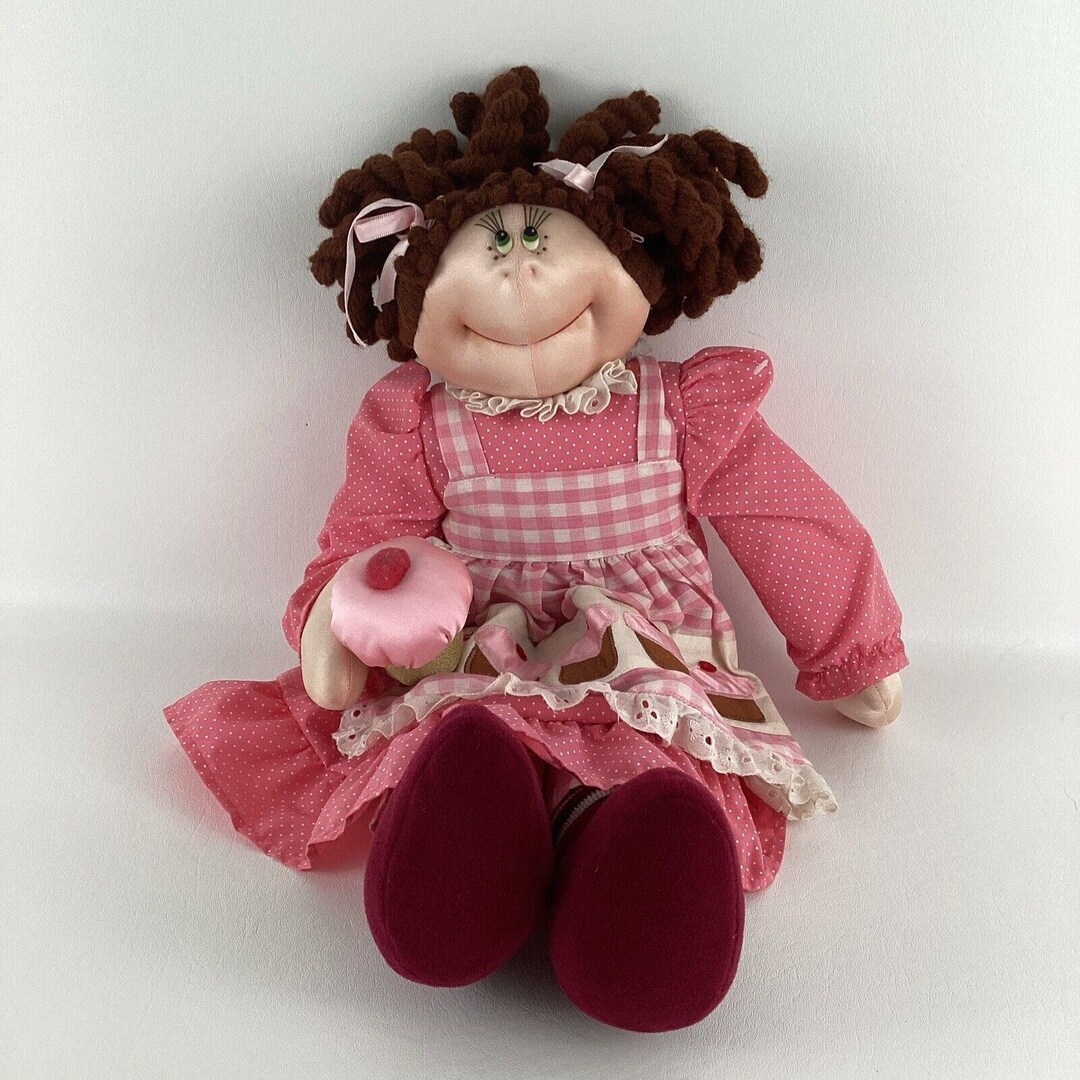 Dakin Squeeky Cheeks Cupcake Sweety Cloth Doll Vintage 1984 Anne Klocko ...