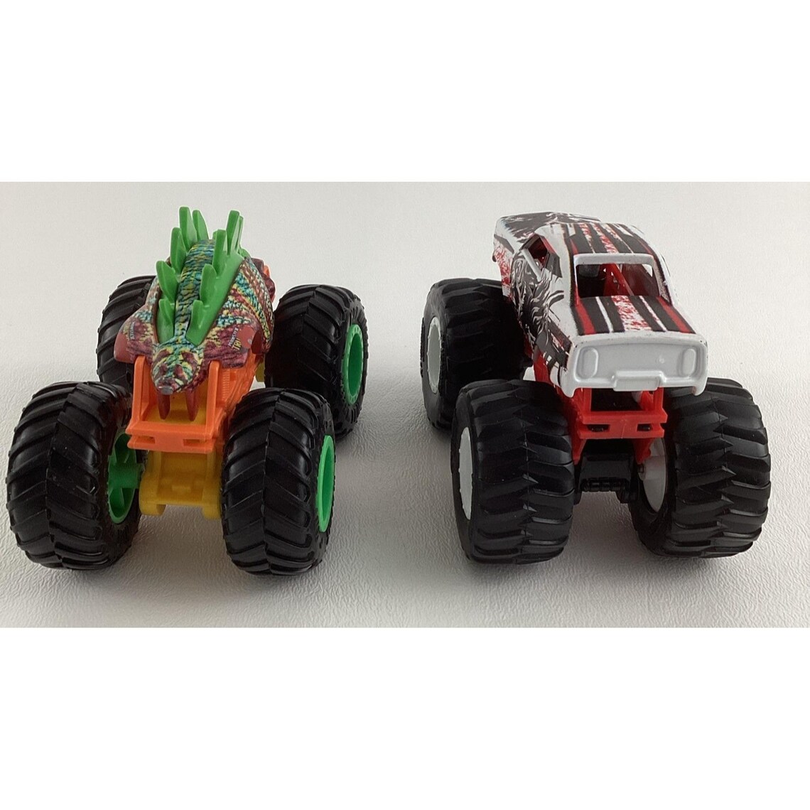 Adventure Force White Tiger Monster Truck Hot Wheels Motosaurus Dino ...