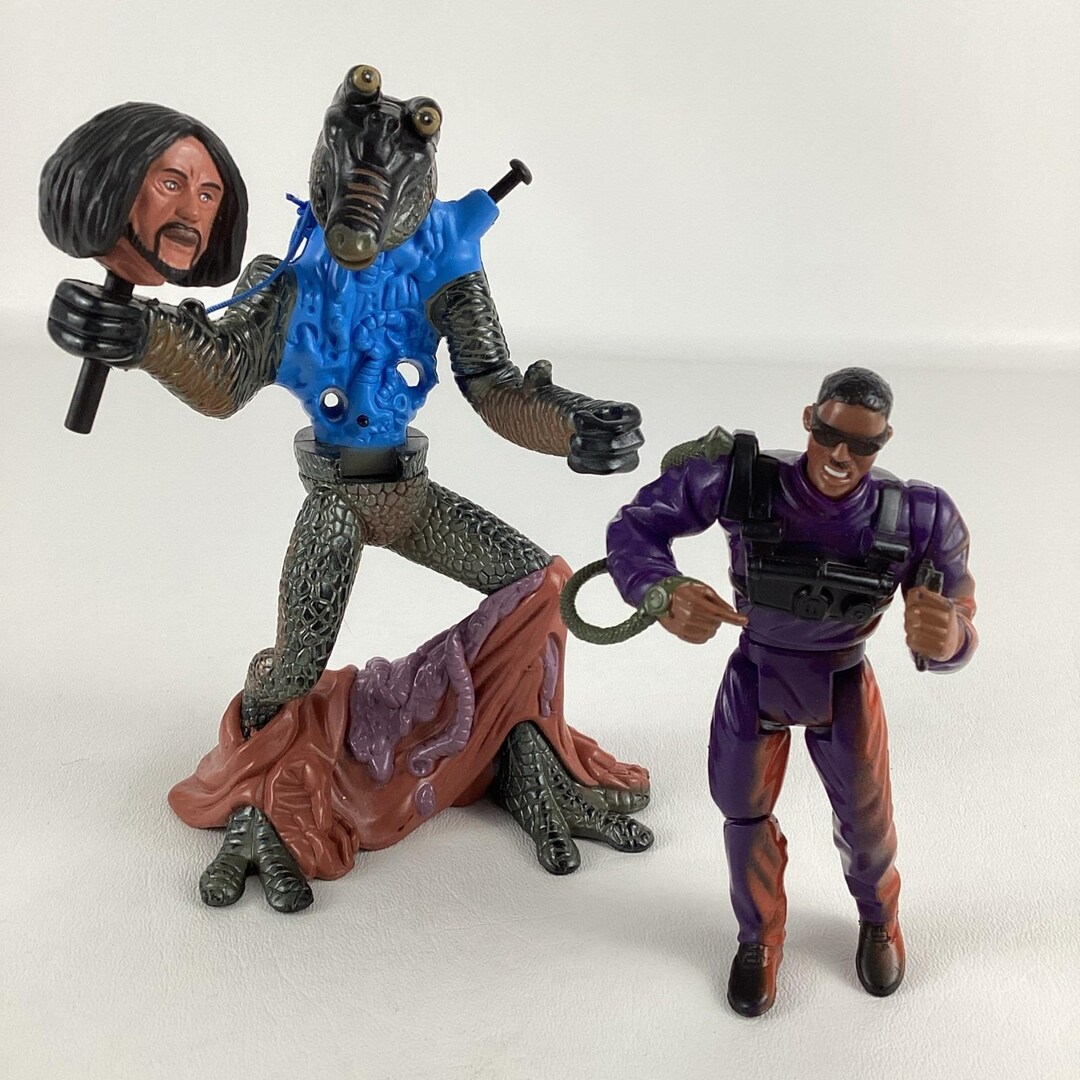 Men in Black Exploding Head Mikey Flame Blast Jay Action Figures Galoob ...