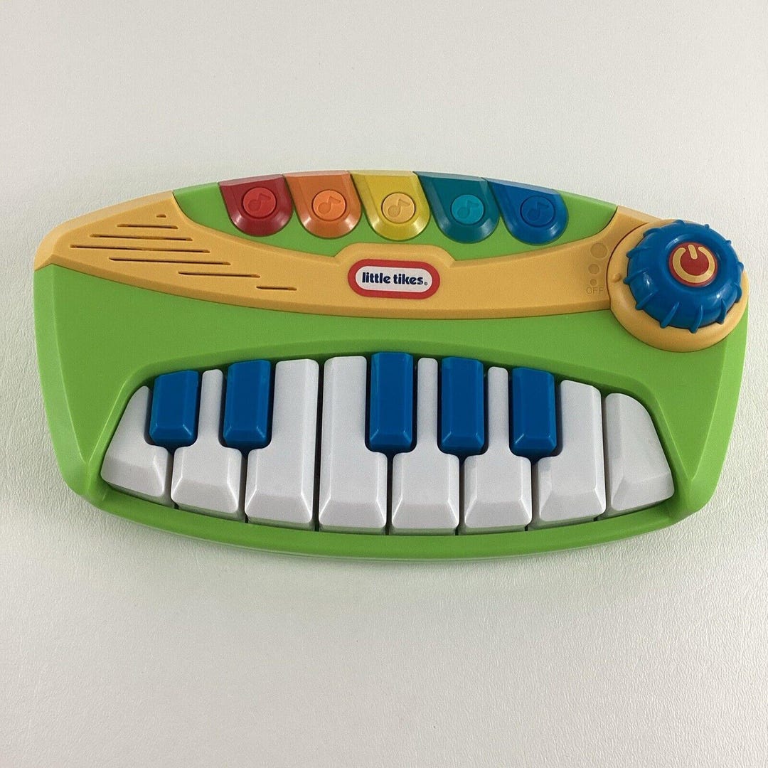 Little Tikes Pop Tunes Keyboard Green Edition Play Along Lights Songs ...