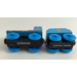 Thomas the Tank Engine & Friends Gordon Train Engine Tender Wooden ...
